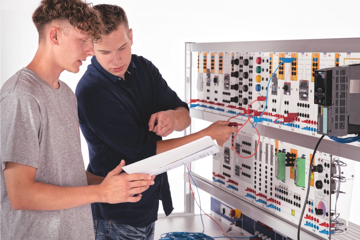 Electrical engineering lab for school & vocational training | Christiani